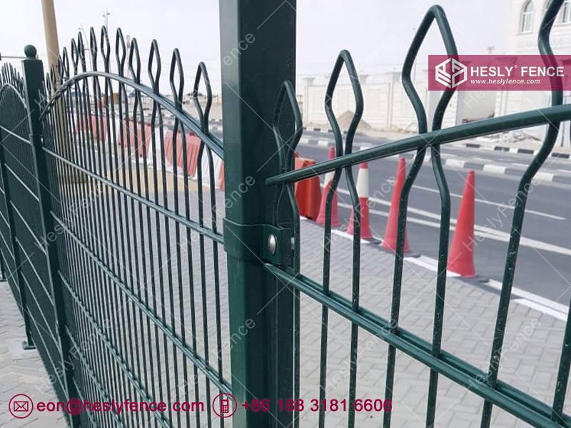 868 Decorative Double Wire Mesh Fencing, 1.8m high, 65X200mm aperture ...